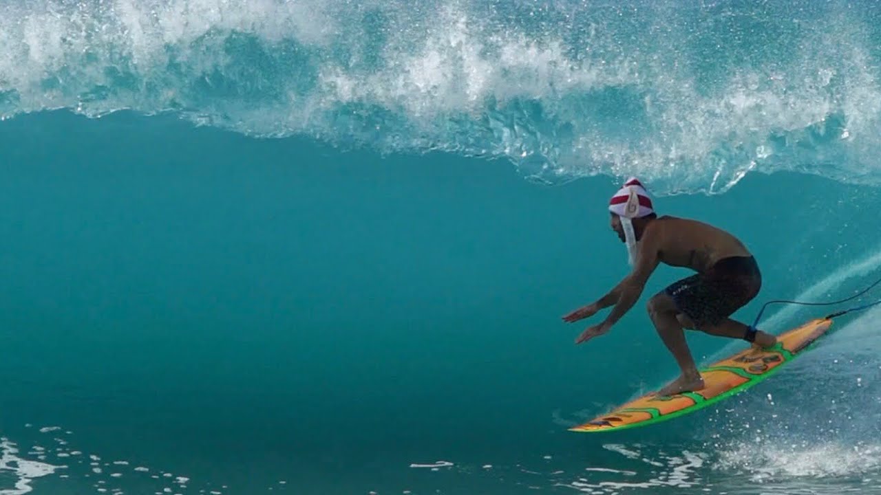 Elf On The Shelf Surfing - YouTube