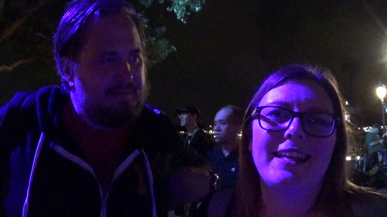 Ran Into The Magic Geekdom At Magic Kingdom - YouTube