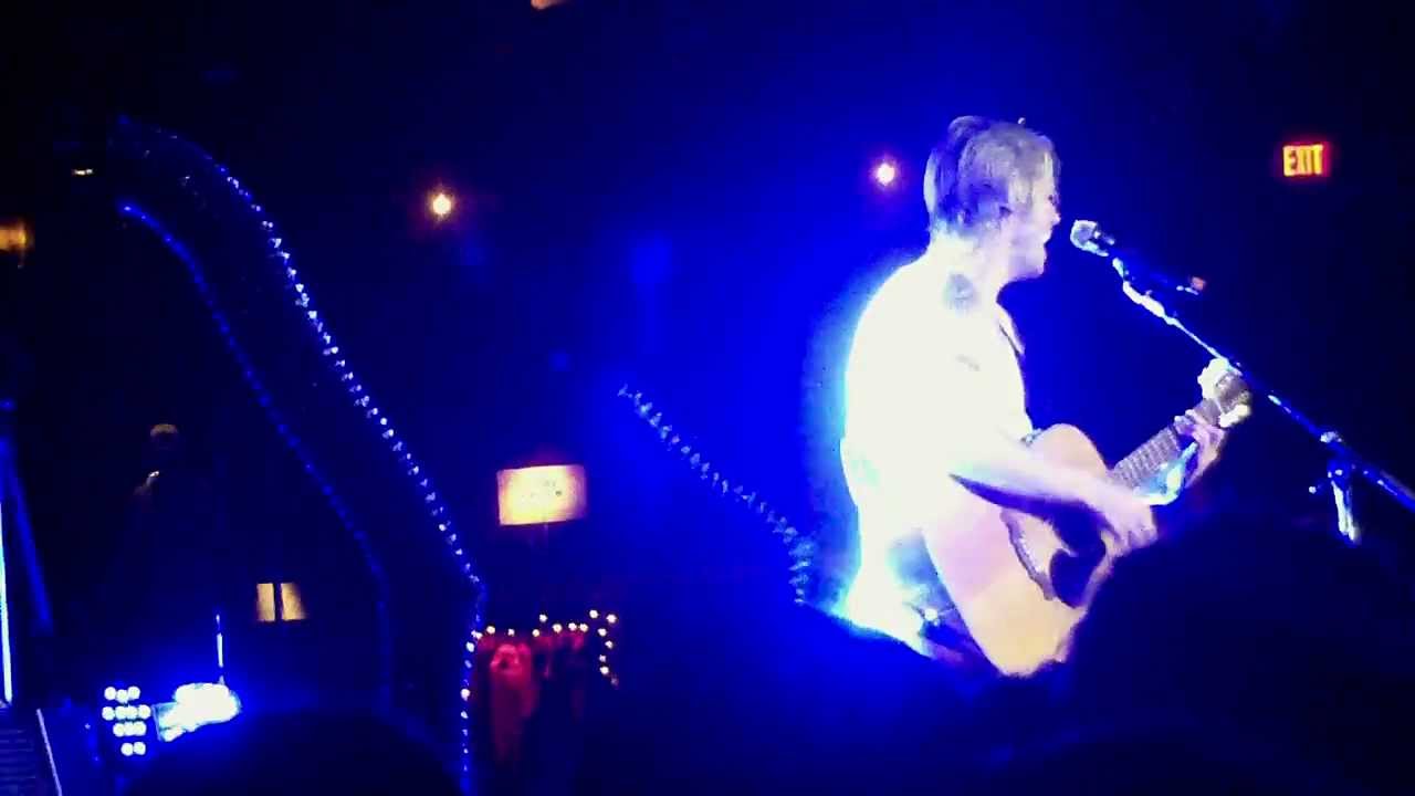 Nick Carter- Falling Down 2 in Boston 2/6/12 - YouTube