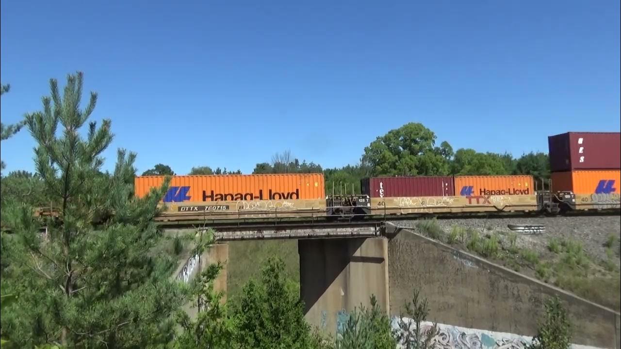 CPKC 118 intermodal/mixed freight at Beare. - YouTube