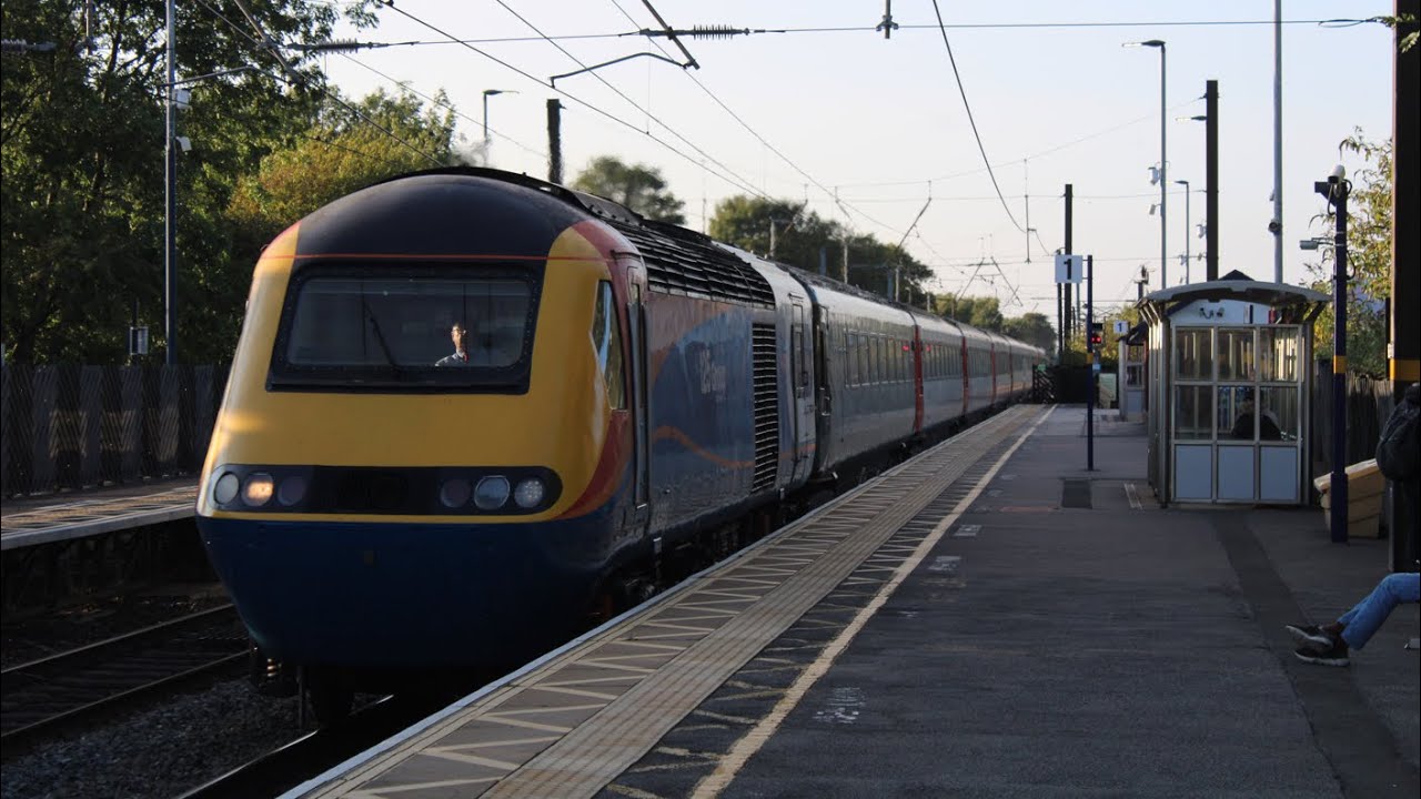 125 Group 43089 & 43159 - Retro High Speed Scot - At Northallerton ...