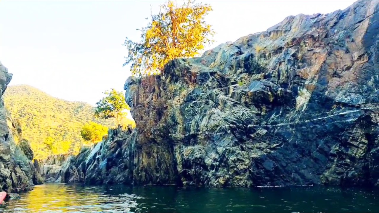 Hoggenakkal Boat Ride (theppa) - YouTube