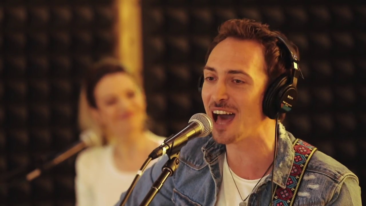 Andrei Lazaroiu - Crede in tine | @livesession - YouTube