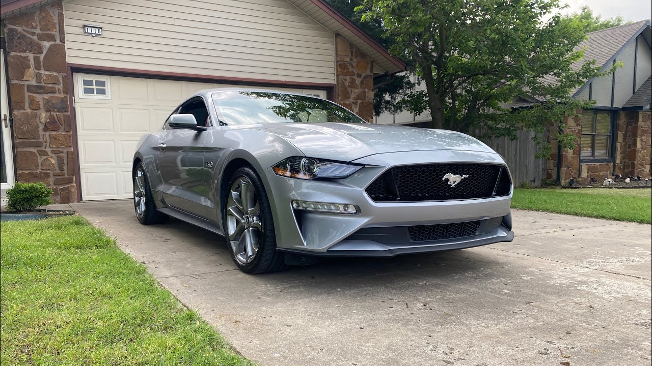 Clean & Chat: 2023 Mustang GT Cleaning - YouTube
