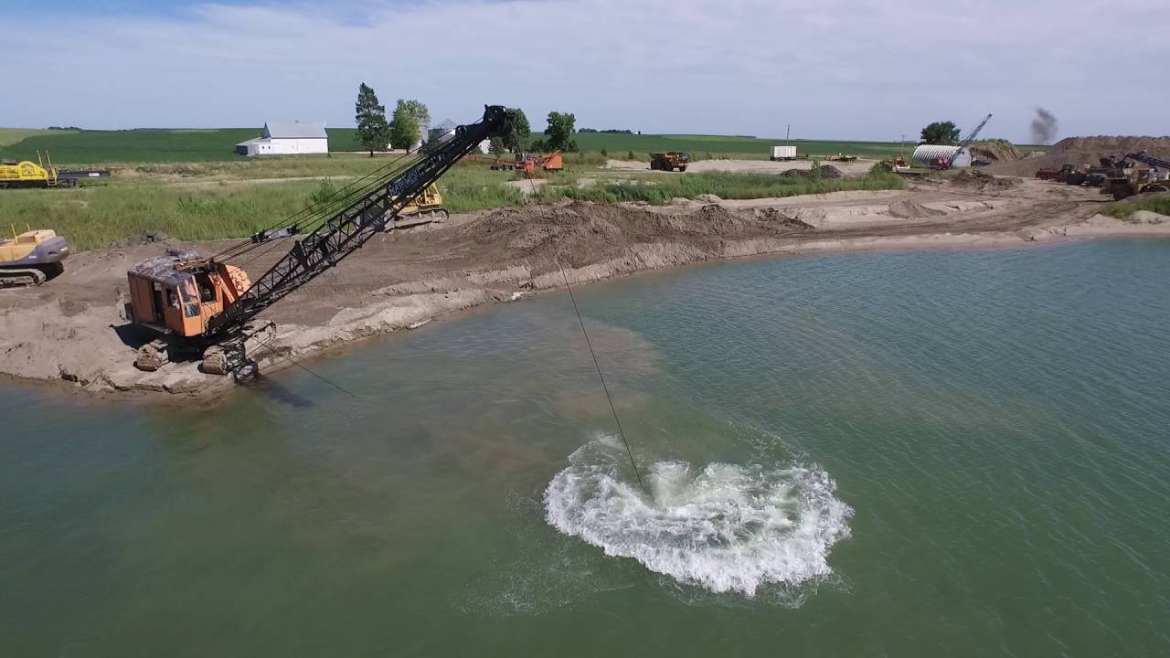 Northwest model 6 dragline (ex-Navy machine) - YouTube