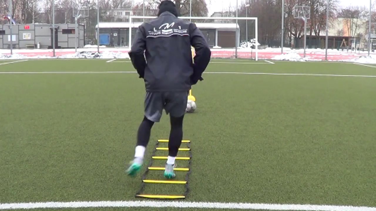 Sports Factory • Individual football training • Quick feet ...