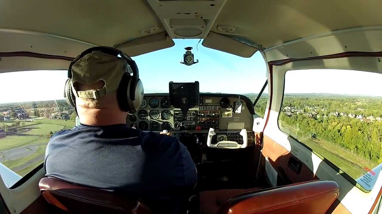 beechcraft sundowner - YouTube