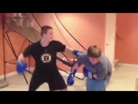 funny fat kid boxing - YouTube
