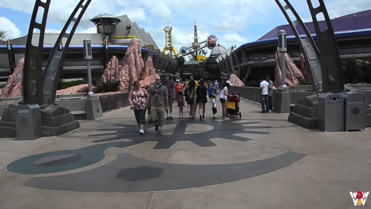 MSUSA Main Street Point to Tomorrowland - YouTube