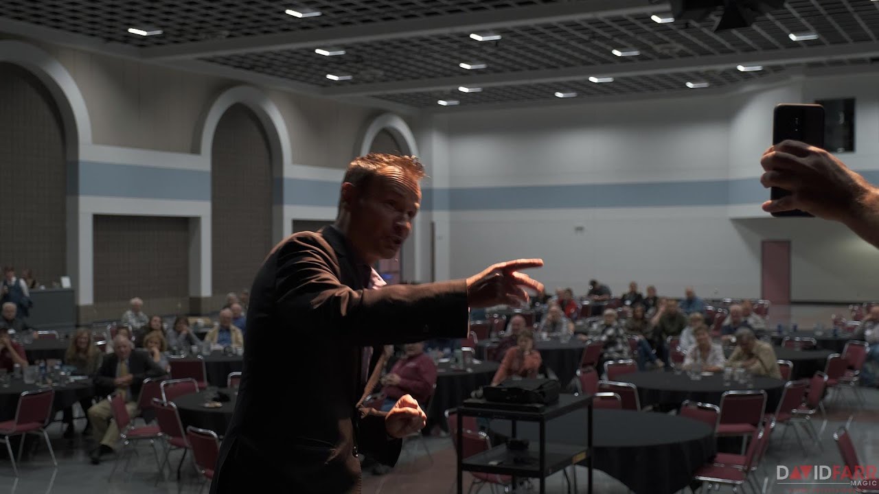 David Farr Stage Magic Show Clip 2022 - YouTube