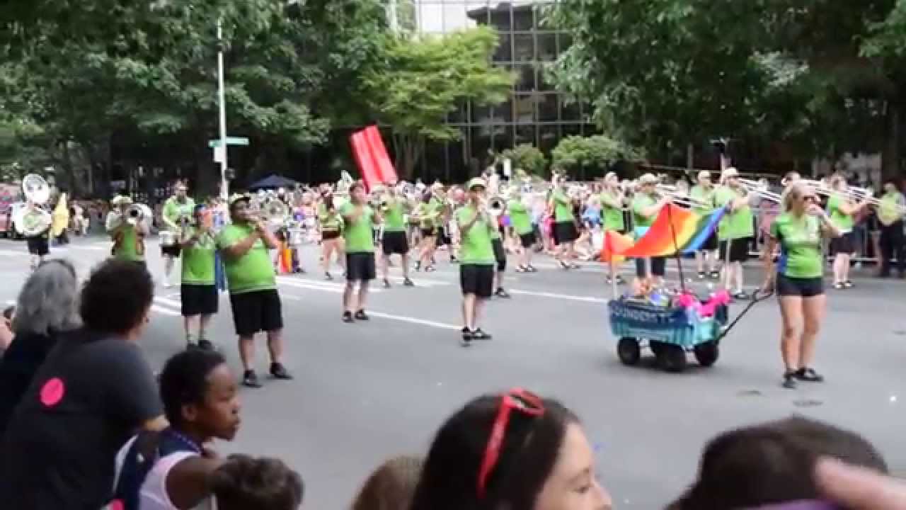 Sounders FC Seattle Gay Pride Parade 2015 - YouTube
