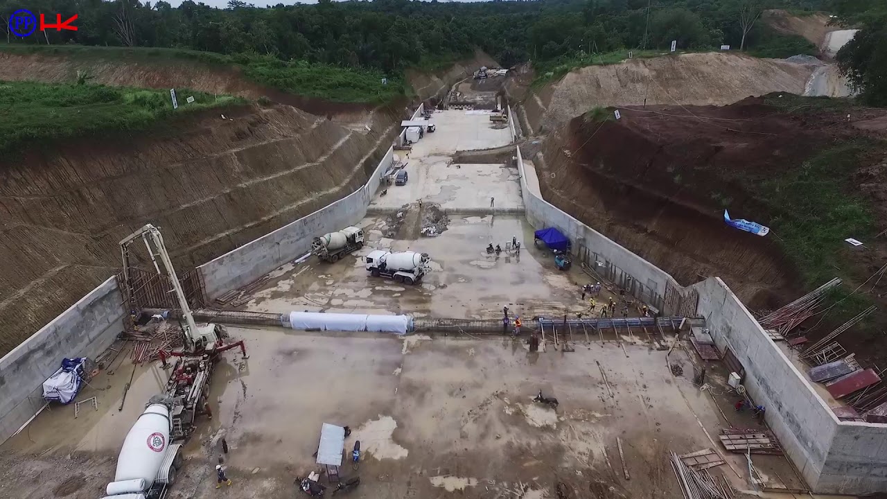 MENARIK Metode "Slip Form" Proyek Pembangunan Bendungan Sindang Heula ...