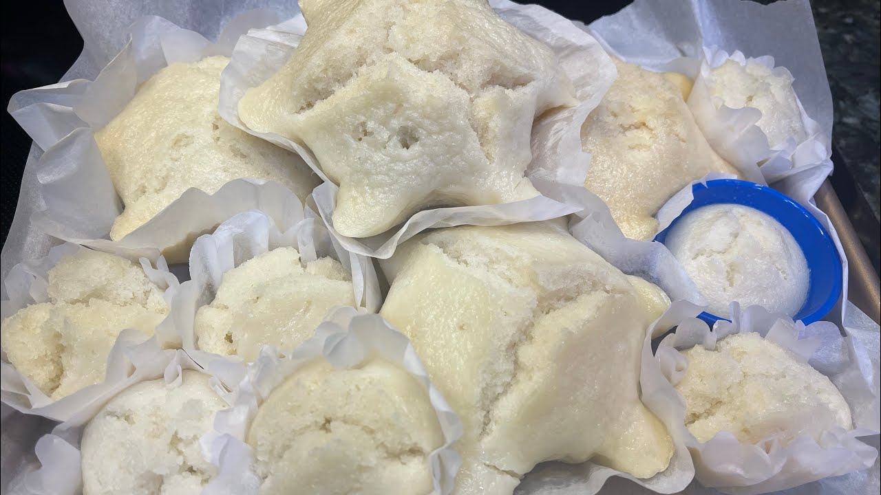 Moist and fluffy steamed rice cake(Ingredients are at the end of the ...