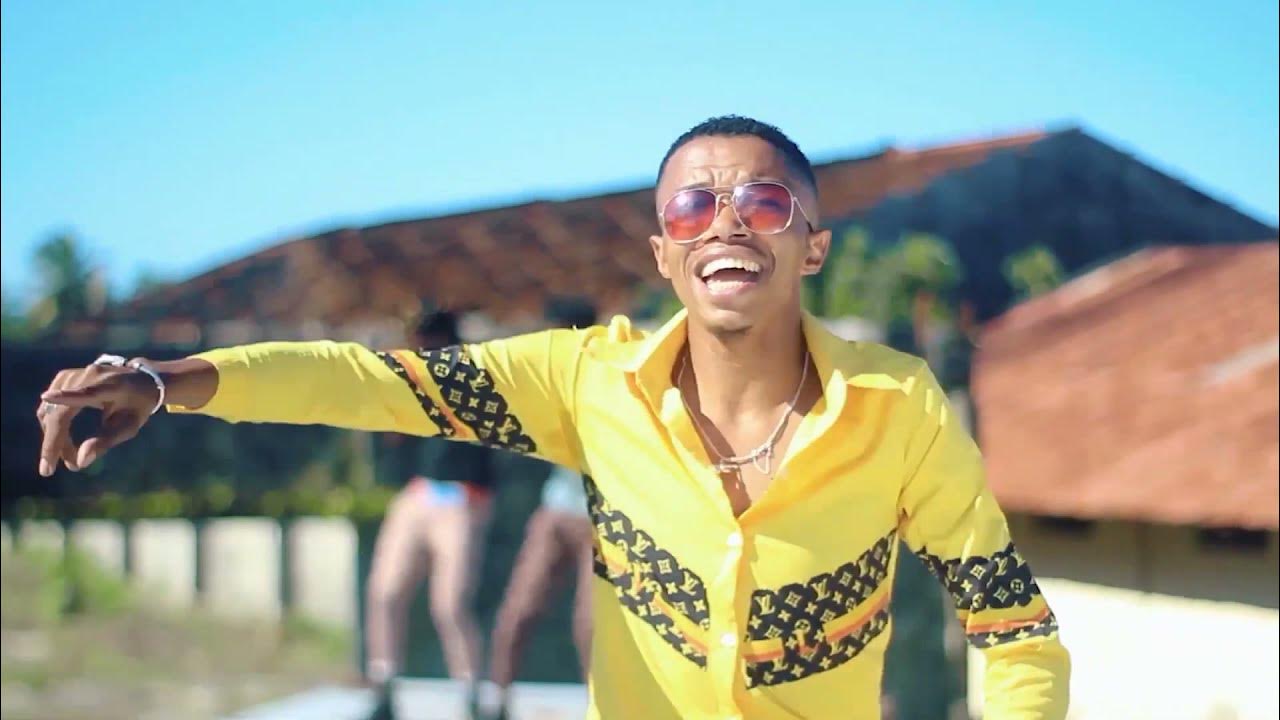 AURELIEN - OMEKO ANAO (NOUVEAUTE CLIP GASY 2021) - YouTube AURELIEN - OMEKO ANAO (NOUVEAUTE CLIP GASY 2021) - YouTube