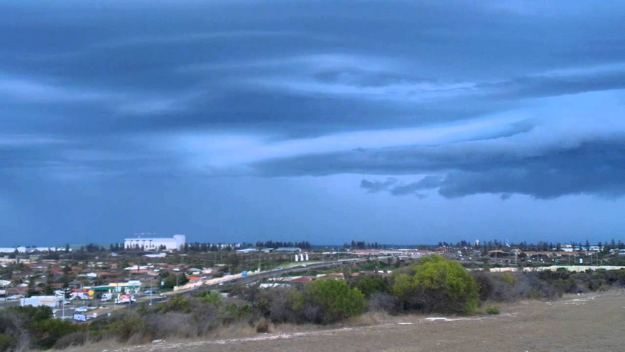 Geraldton West Australia Feb 1st 2015 Storm rolling in - YouTube