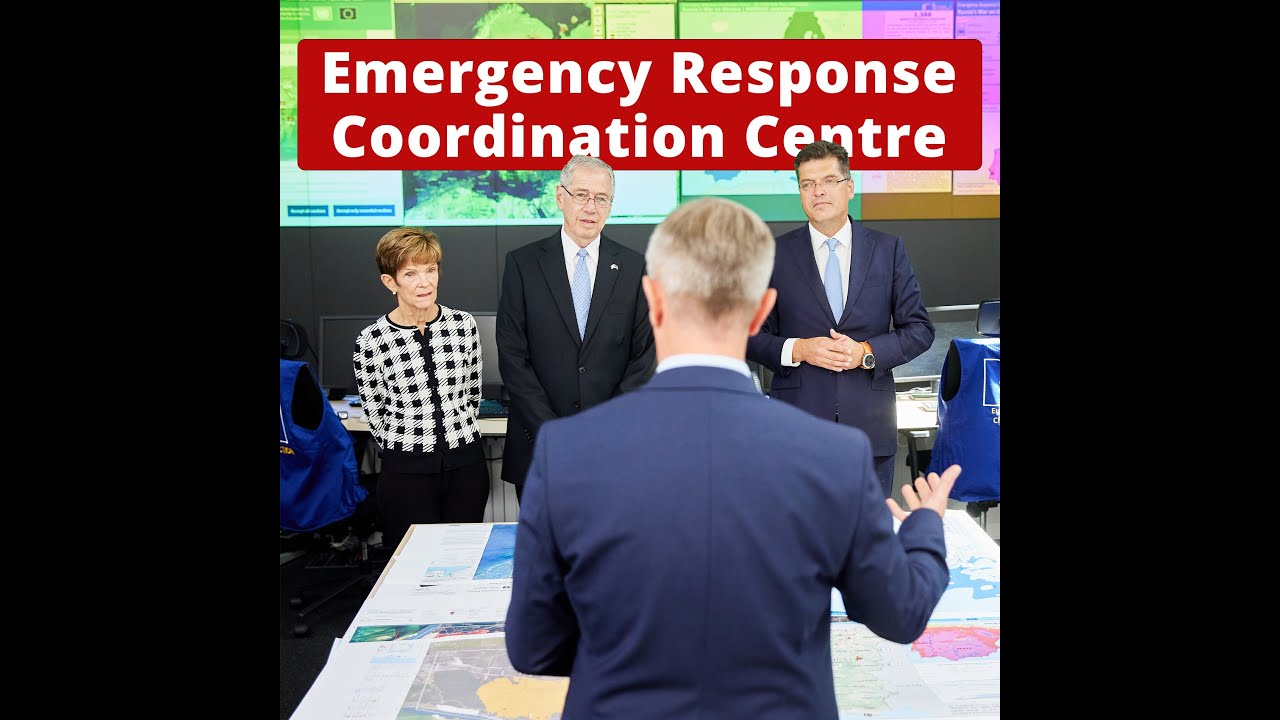 Visiting the EU's Emergency Response Coordination Centre - YouTube