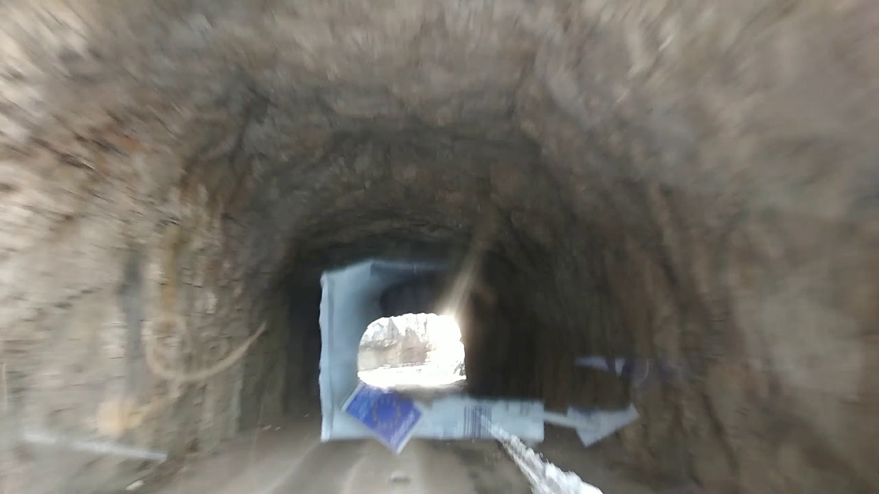 Kroz kanjon reke Jerme - YouTube