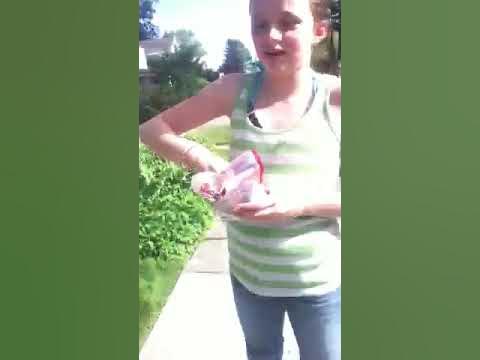 Sunflower seed spitting contest - YouTube