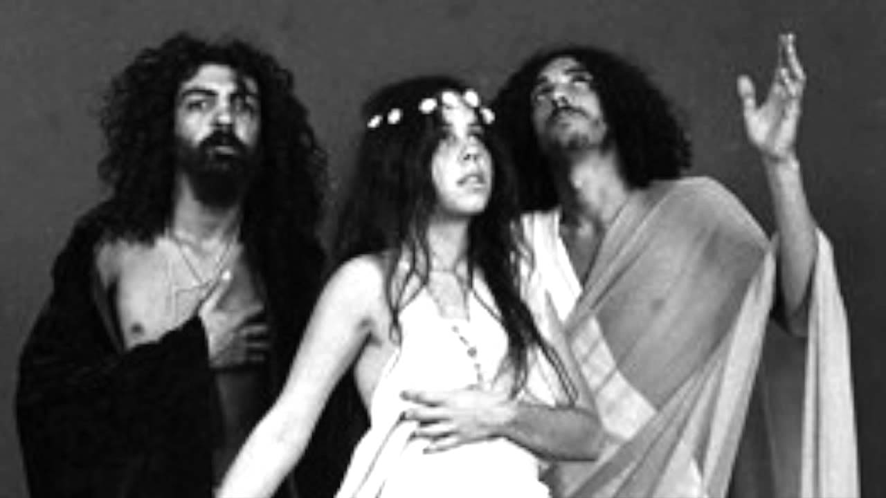 Novos Bahianos & Baby Consuelo - Dê um rolê - High Quality - YouTube