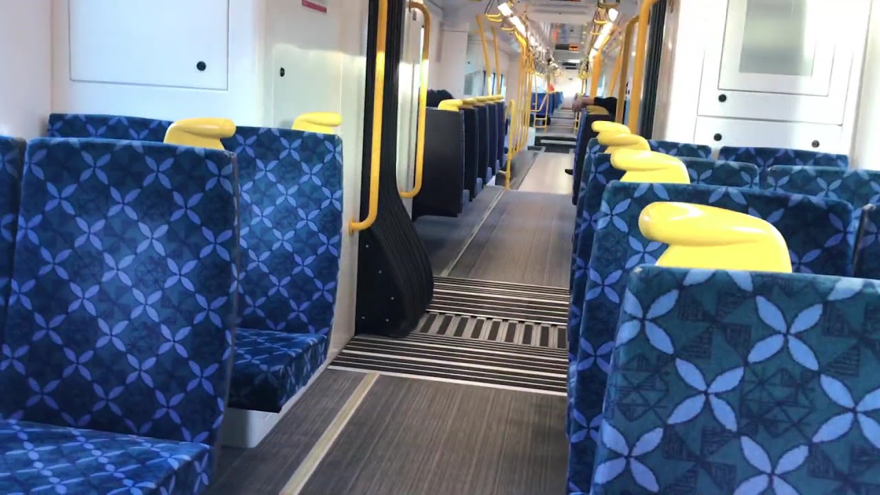 Auckland Transport Metro Train - YouTube