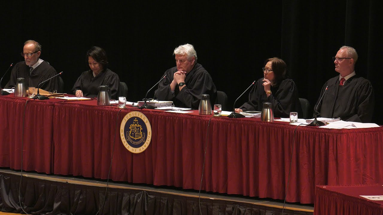 Hawaiʻi Supreme Court convenes at Kauaʻi Community College - YouTube
