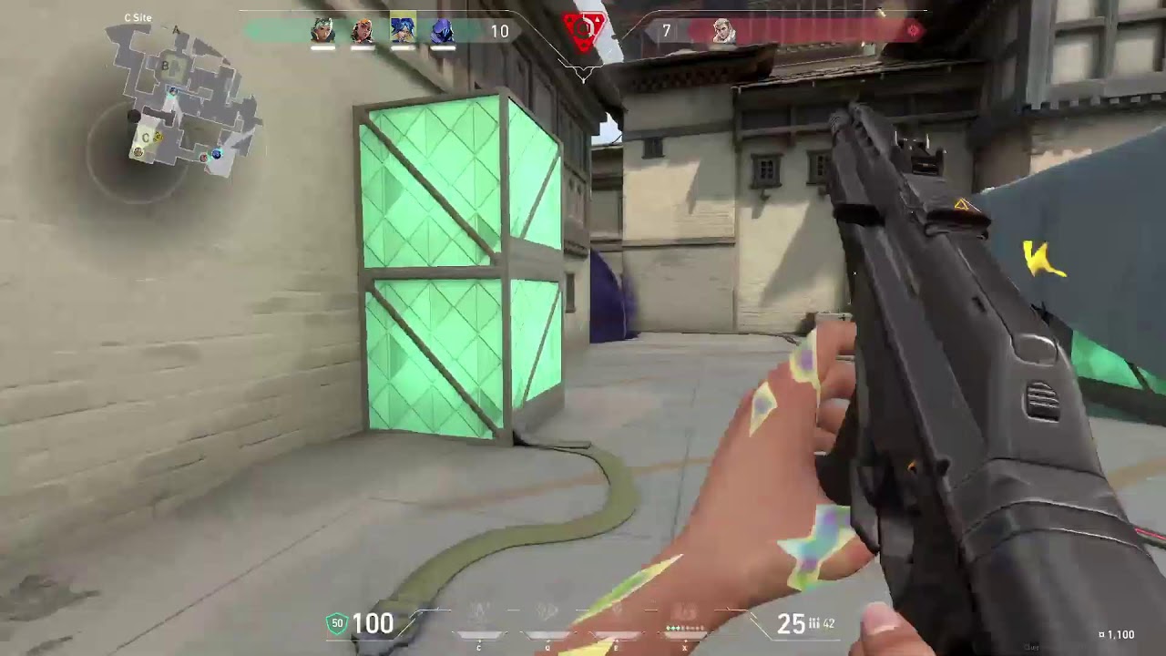 FIRST TIME PLAYING VALORANT - YouTube