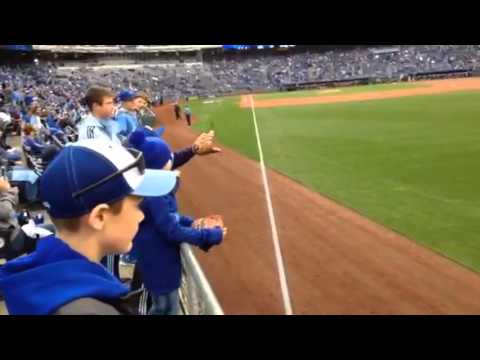 Astros Bullpen Catcher Playing Catch With Fans - YouTube