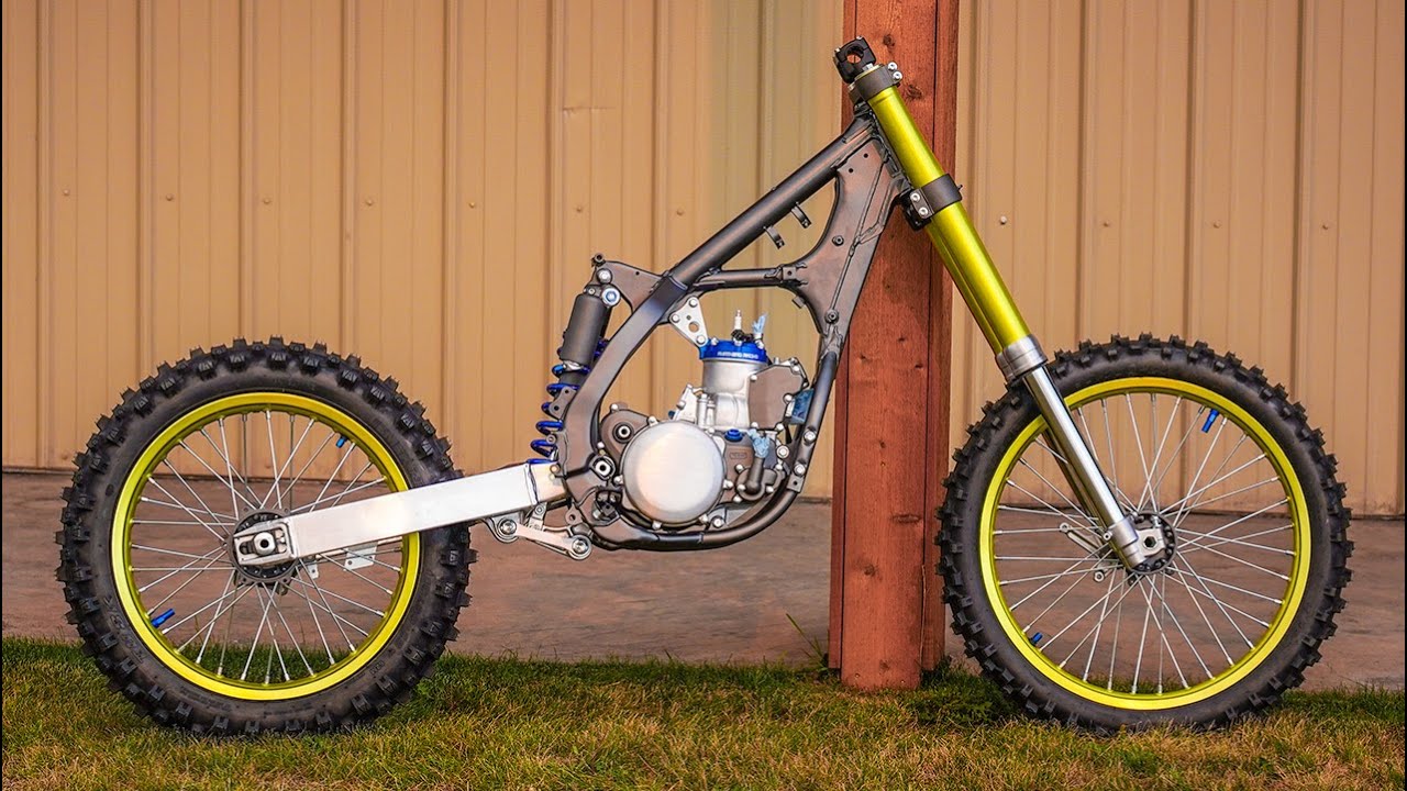 A Much Needed Upgrade | RM250 Rebuild 26 - YouTube