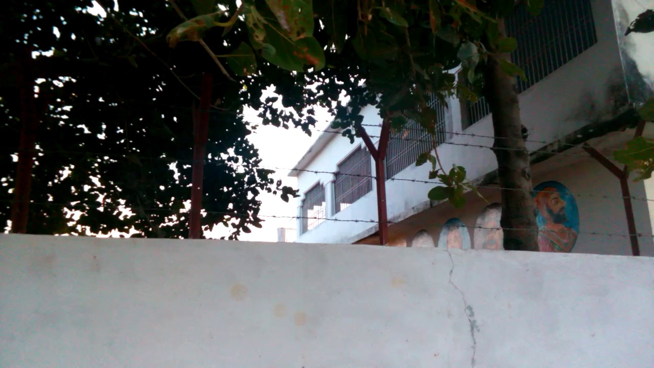 ProjID 13 Compound Wall PS Balemla 03 - YouTube