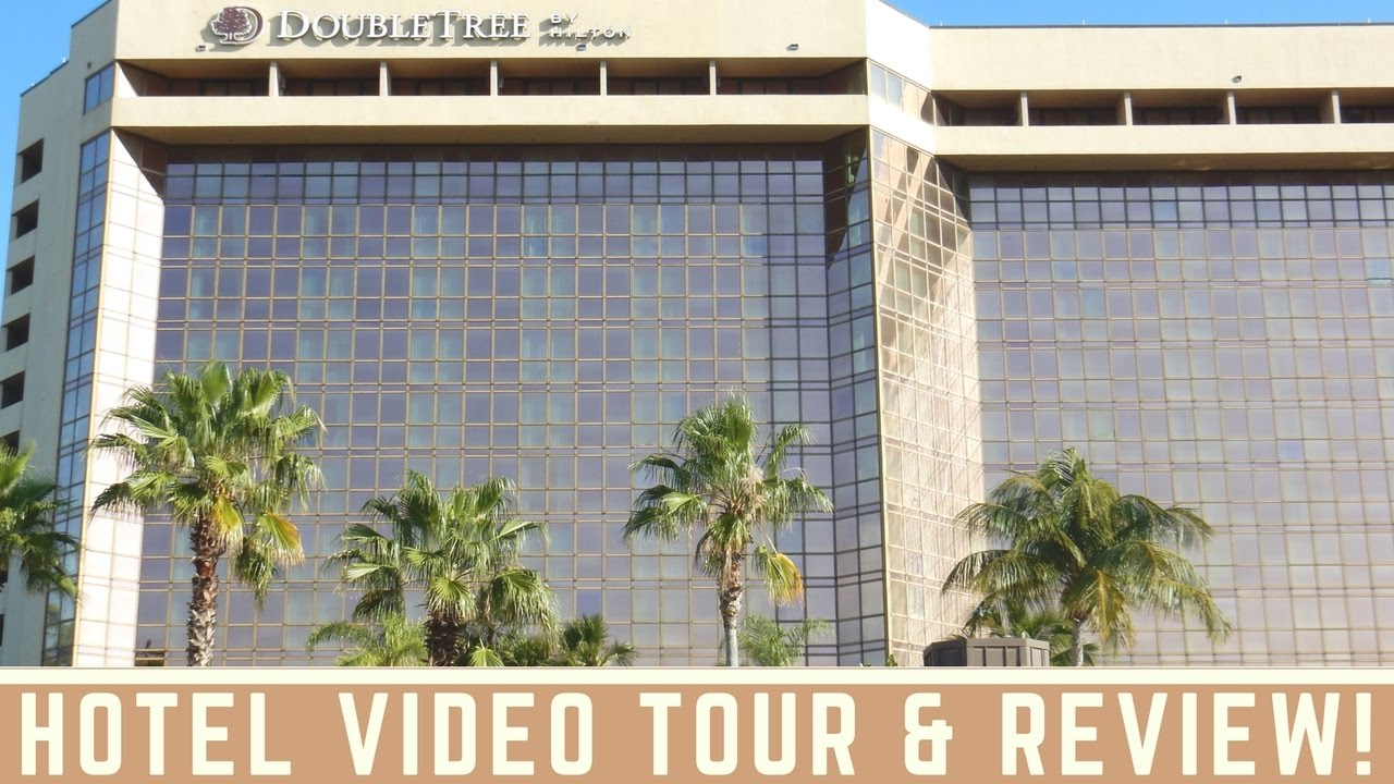 Double Tree Hilton Miami Airport Hotel Tour & Review (Jr. Suite) - YouTube