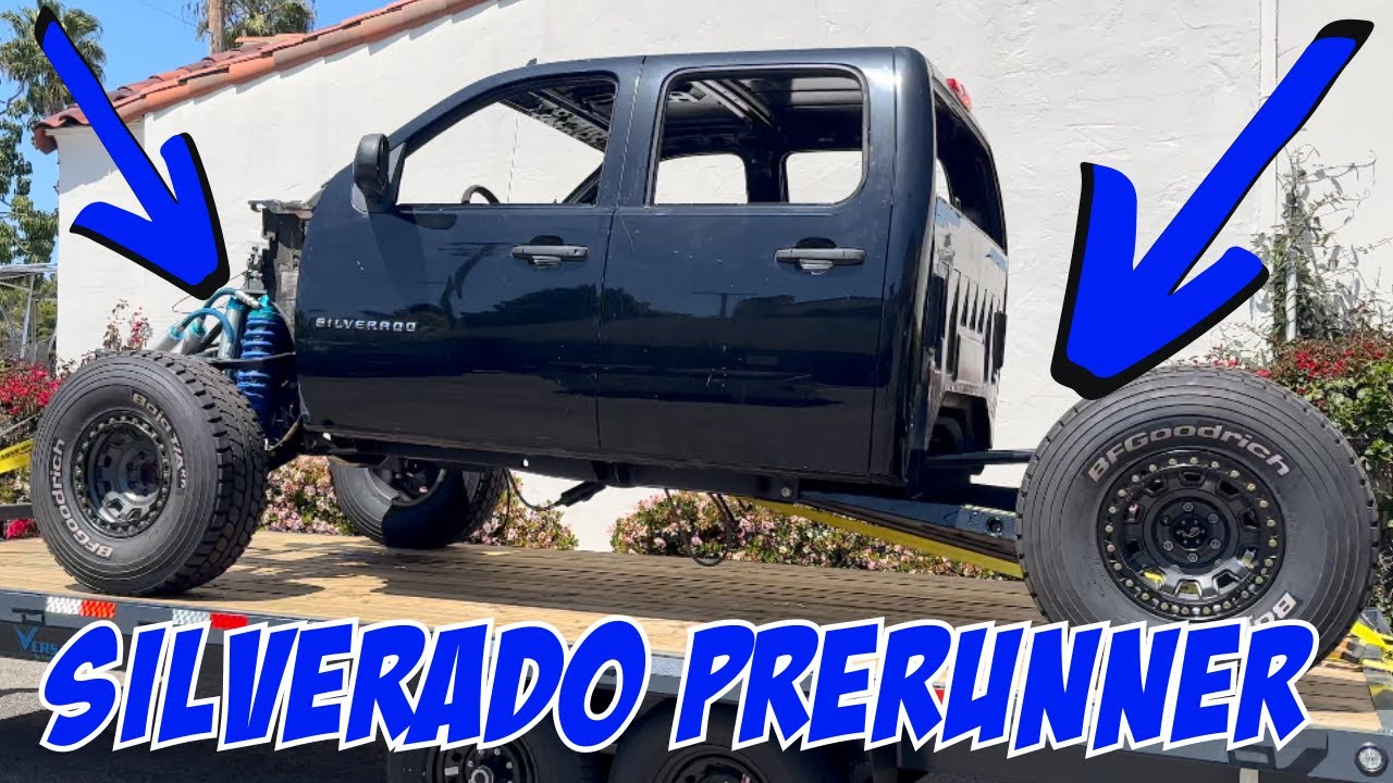 Custom roll cage for a custom pre-runner! - YouTube