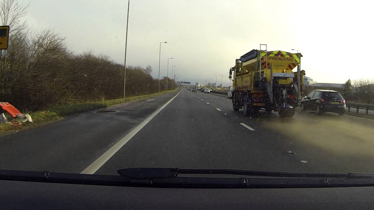 Stone Hits Windscreen At 70 MPH ! ! ! - YouTube