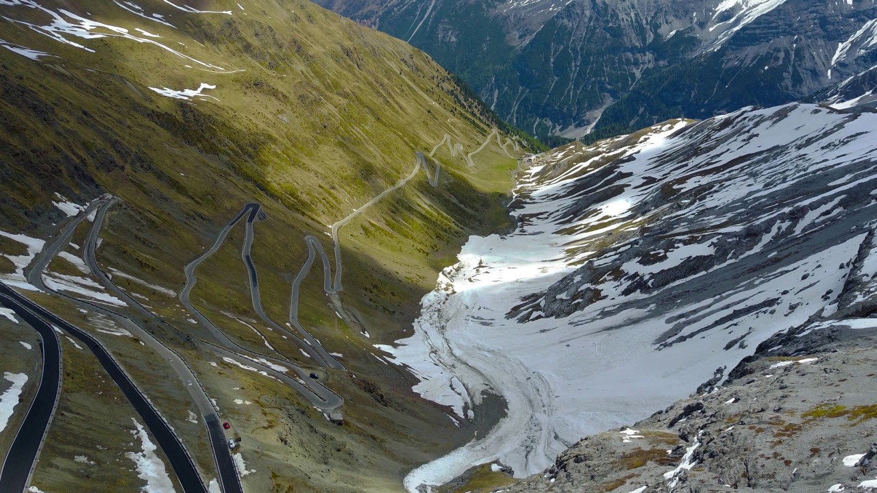 20170525 Stelvio climb & descent - YouTube