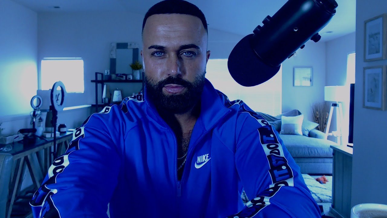 TOMI LAHREN HAS THE SAME ISSUE MANY MEN HAVE. THE COACH EO SHOW ...