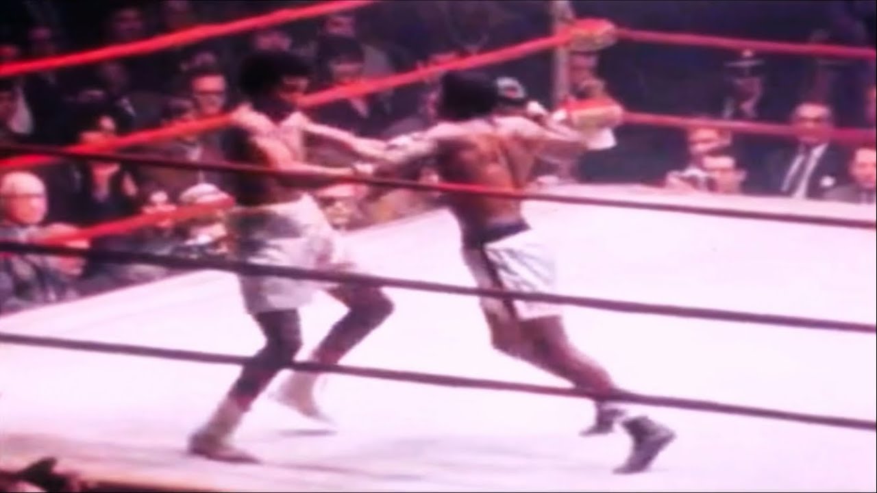 Floyd Patterson vs Roger Russell March 29, 1971 - YouTube