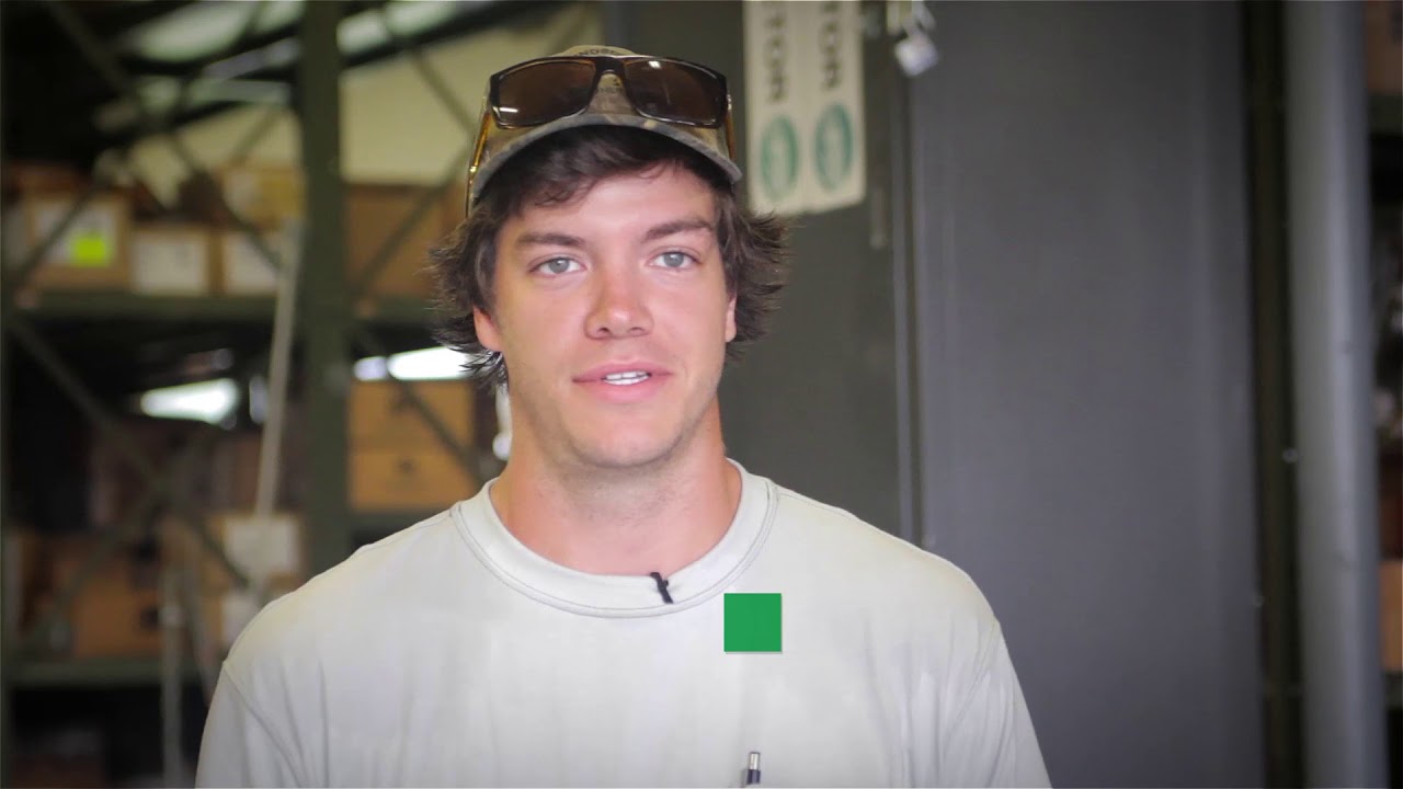 Day In The Life of a Lineman - YouTube