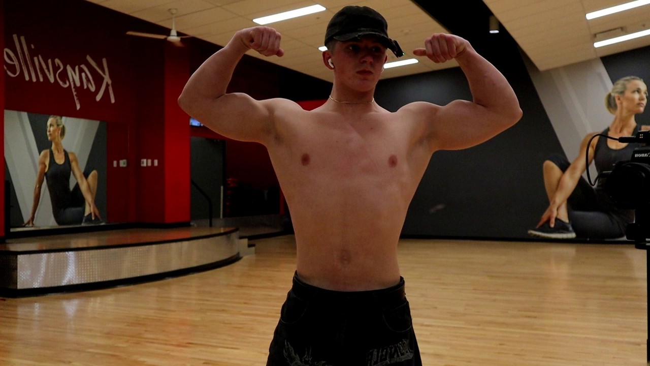 Road to 200 Day 3 - Back - Crazy mind muscle connection - YouTube