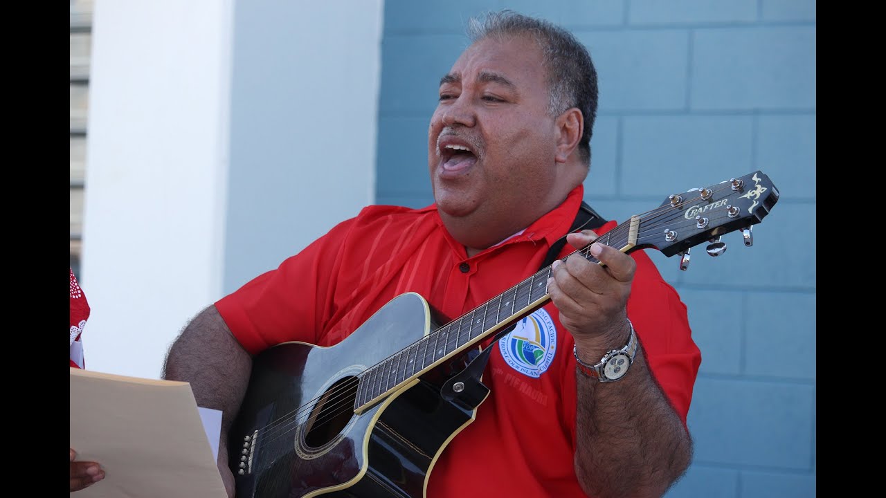 Nauru President H.E. Baron Waqa Performs a Song for NZ Prime Minister ...