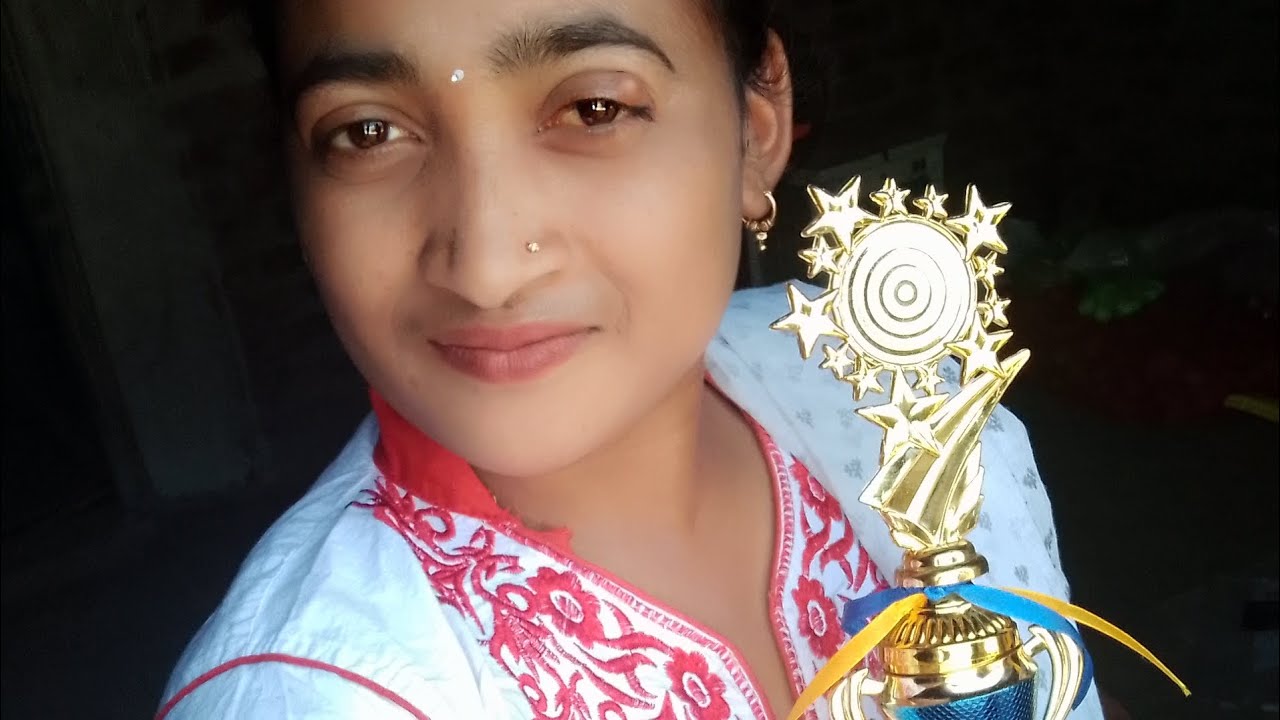 aaj filnal ho rhi h kuch acha prastuti dikha rhe ushi ke uplaxy me hame ...