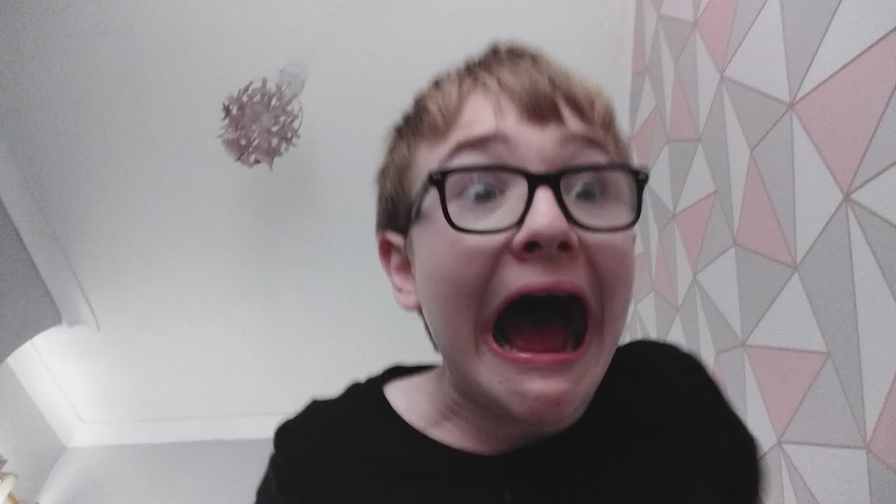 Me screaming for views (and subscribers) - YouTube