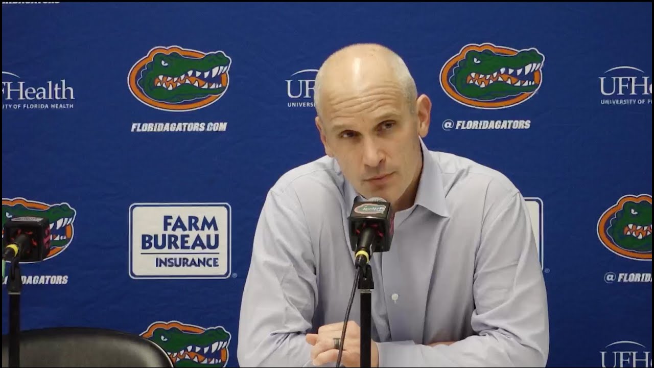 Dan Hurley Postgame Press Conference vs. Florida: 12/07/2022 - YouTube