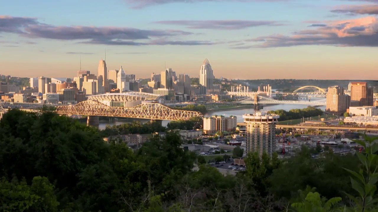 Cincinnati Skyline Sunset Timelapse - YouTube