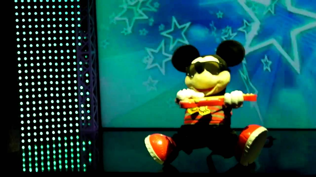 2-13-2011Mattel's New RockStar Mickey - Mickety Splits!.MP4 - YouTube