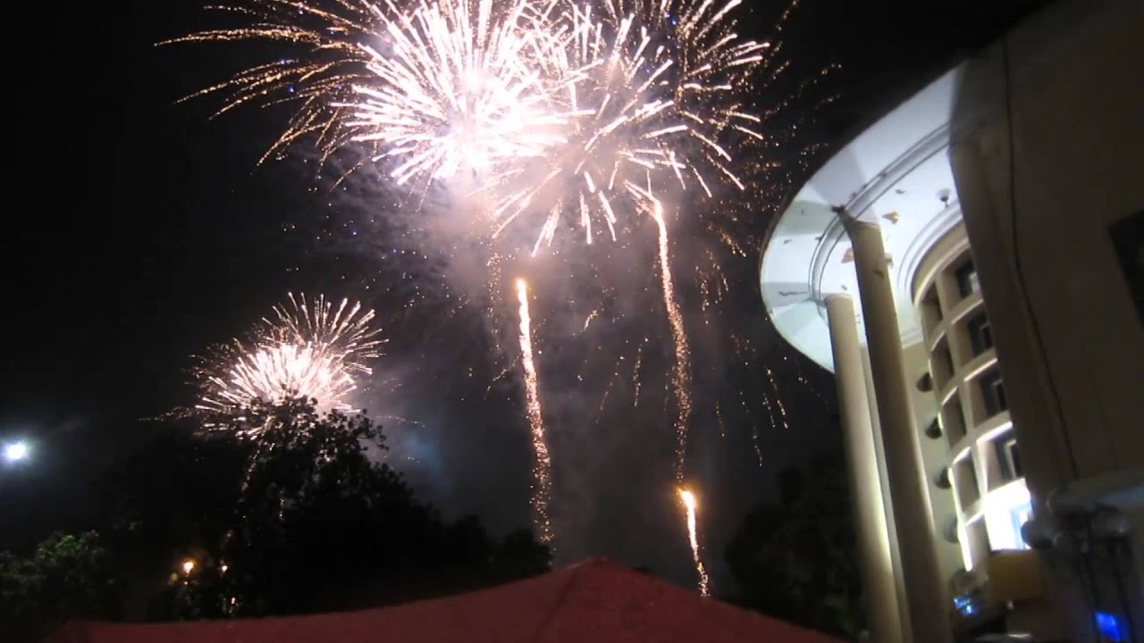 Fireworks - 70 Years Of Independence - YouTube