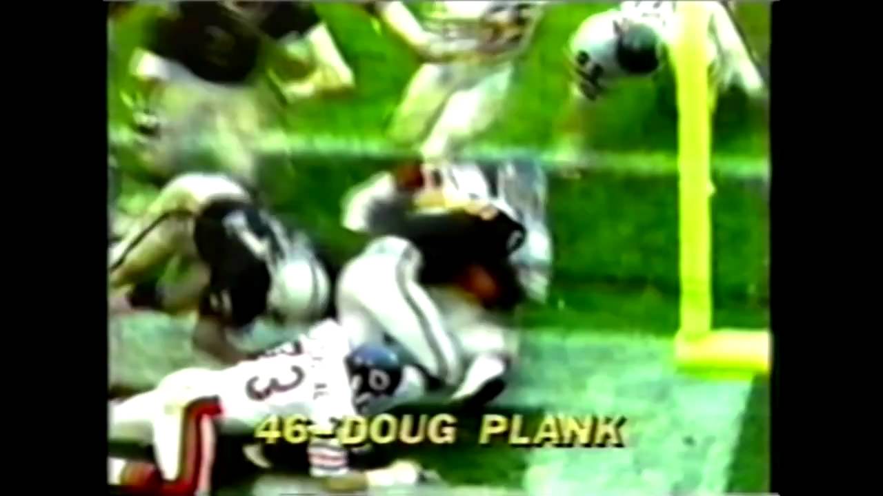 SAFETY -- Chicago Bear Doug Plank Makes the Big Stop - YouTube