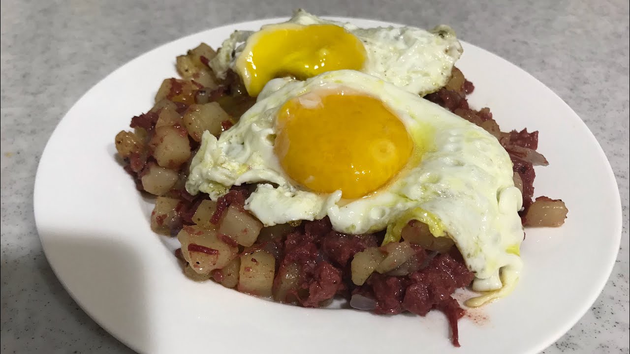 CORNED BEEF HASH | CORNED BEEF HASH RECIPE - YouTube