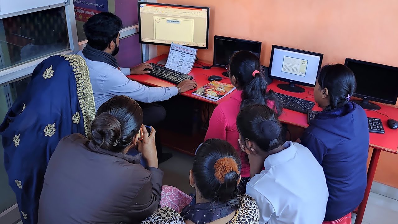 Basically Computer Classes | History One Minute | Types More Courses ...