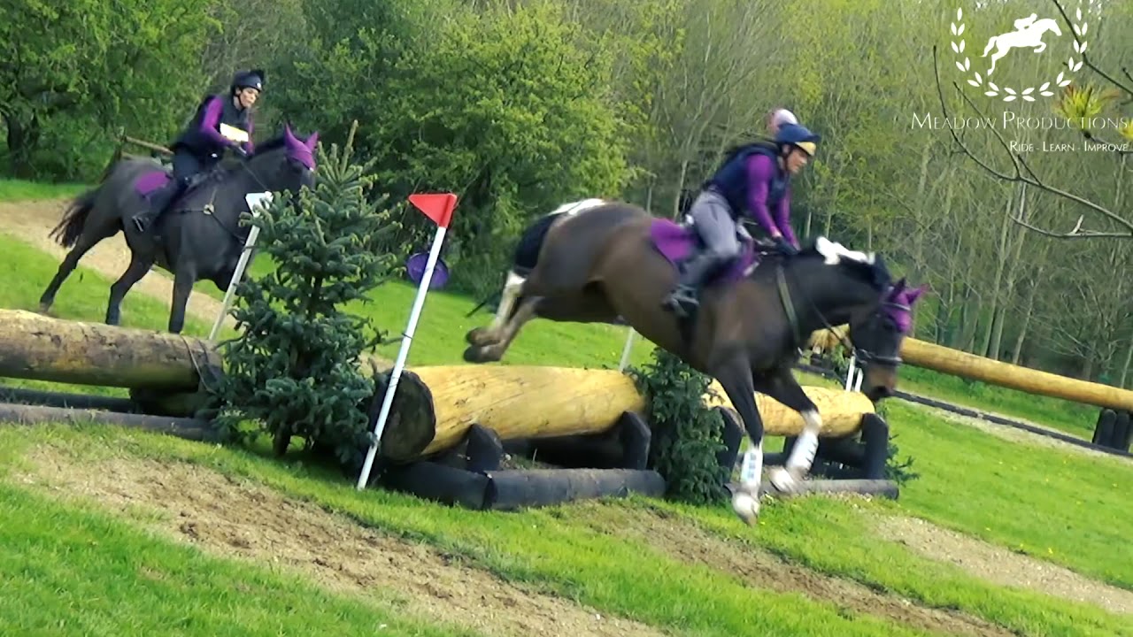 80cm pairs hunter trials - YouTube