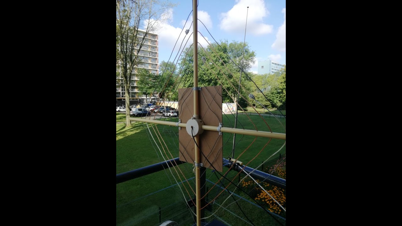 Spider Antenna for LW MW and Shortwave - YouTube