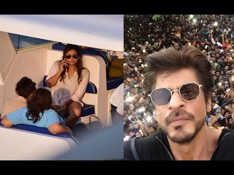 Shahrukh Khan's private party at Alibaugh beach